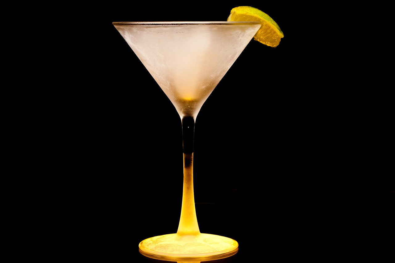 Limoncello Martini - Explore Italy and Beyond